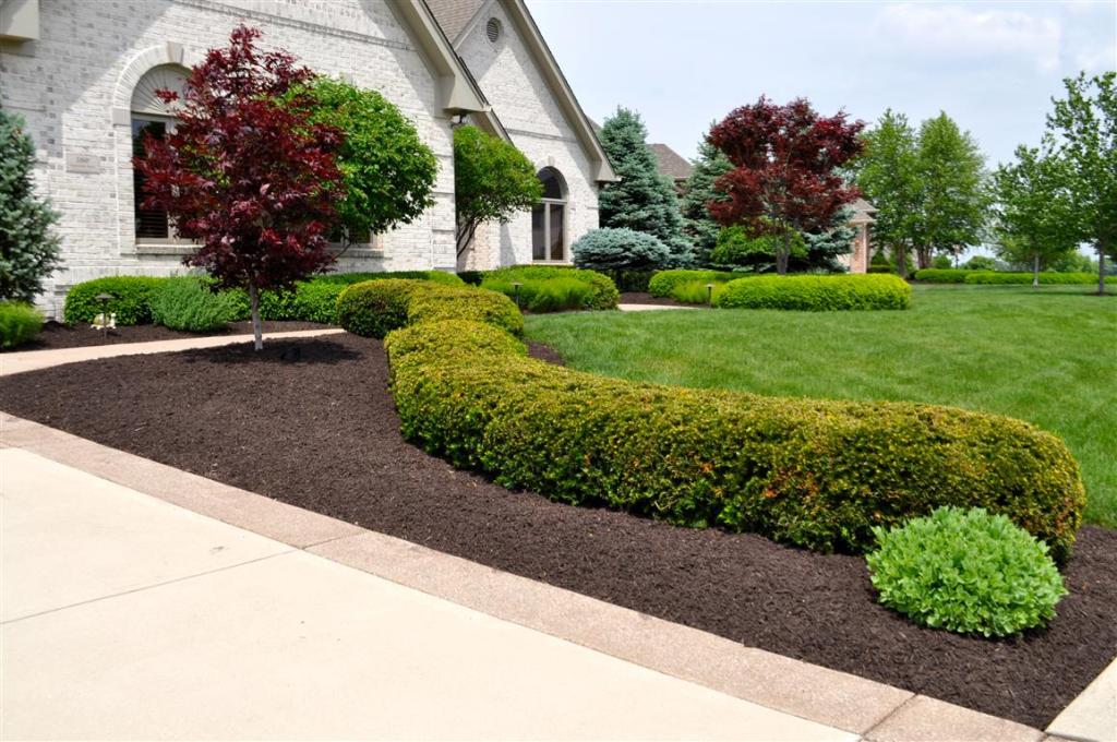 Brown Colored Mulch | Indianapolis Mulch | McCarty Mulch