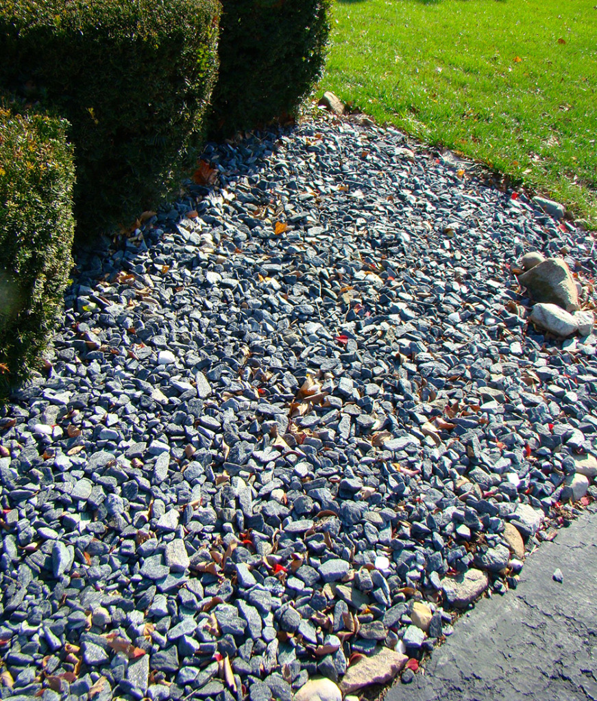 Maylen Black | Indianapolis Decorative Rock | McCarty Mulch