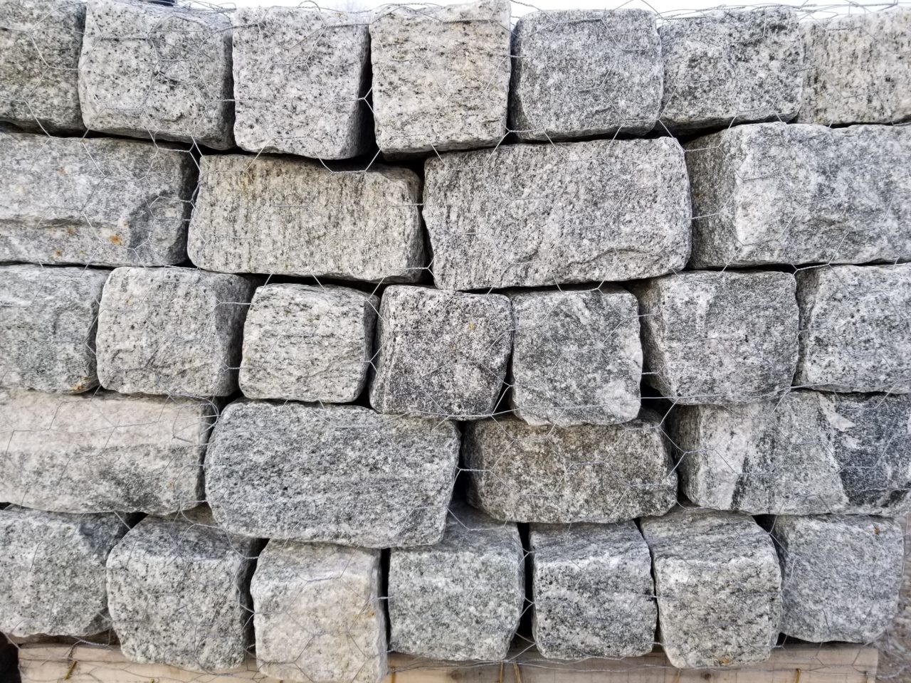 Belgium Block Edgers - McCarty Mulch