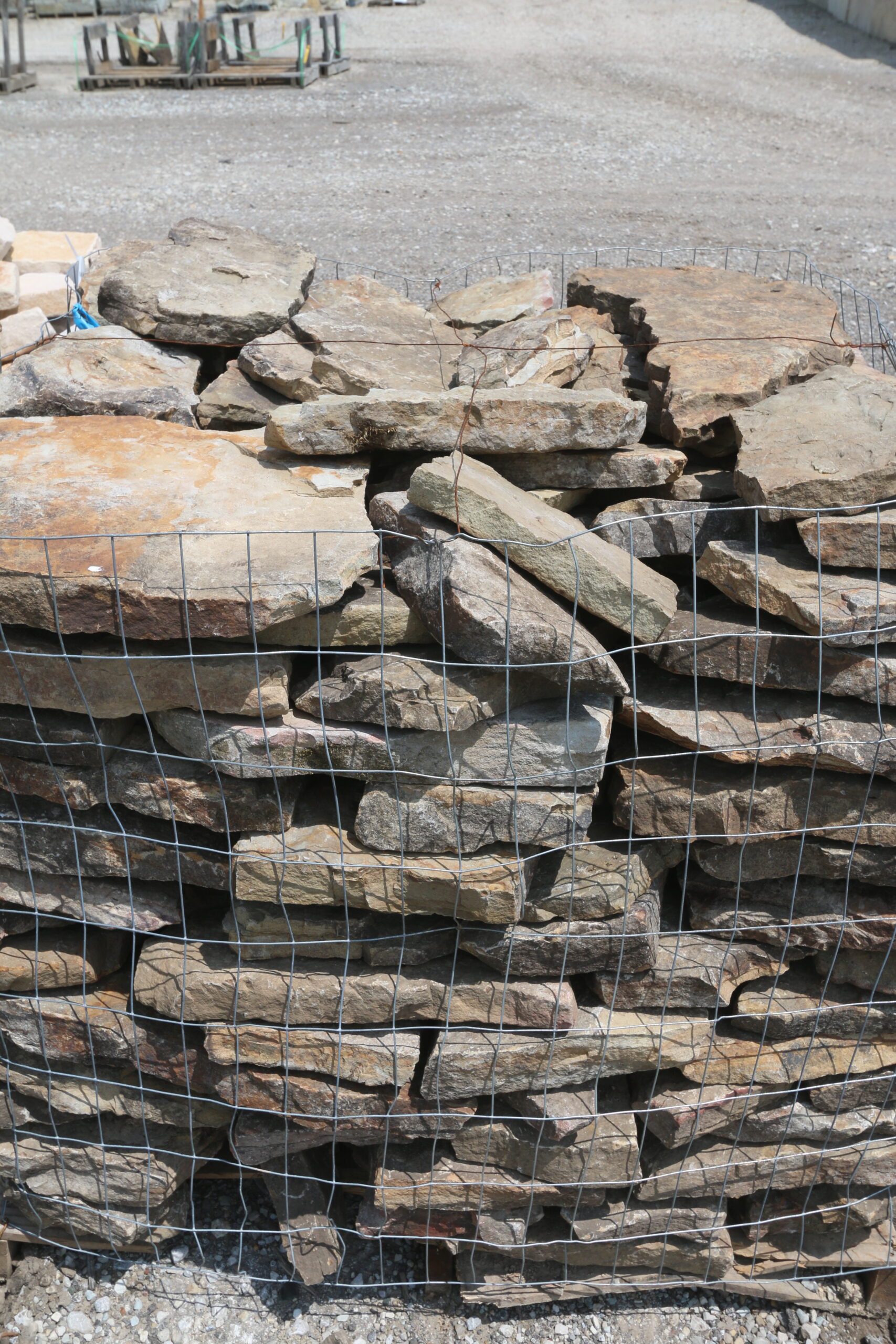 Weathered Fieldstone - McCarty Mulch