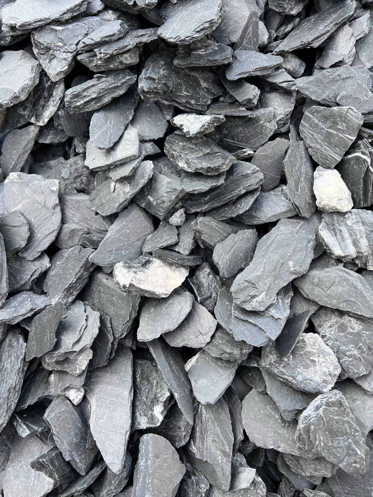 Black Slate Chips - McCarty Mulch